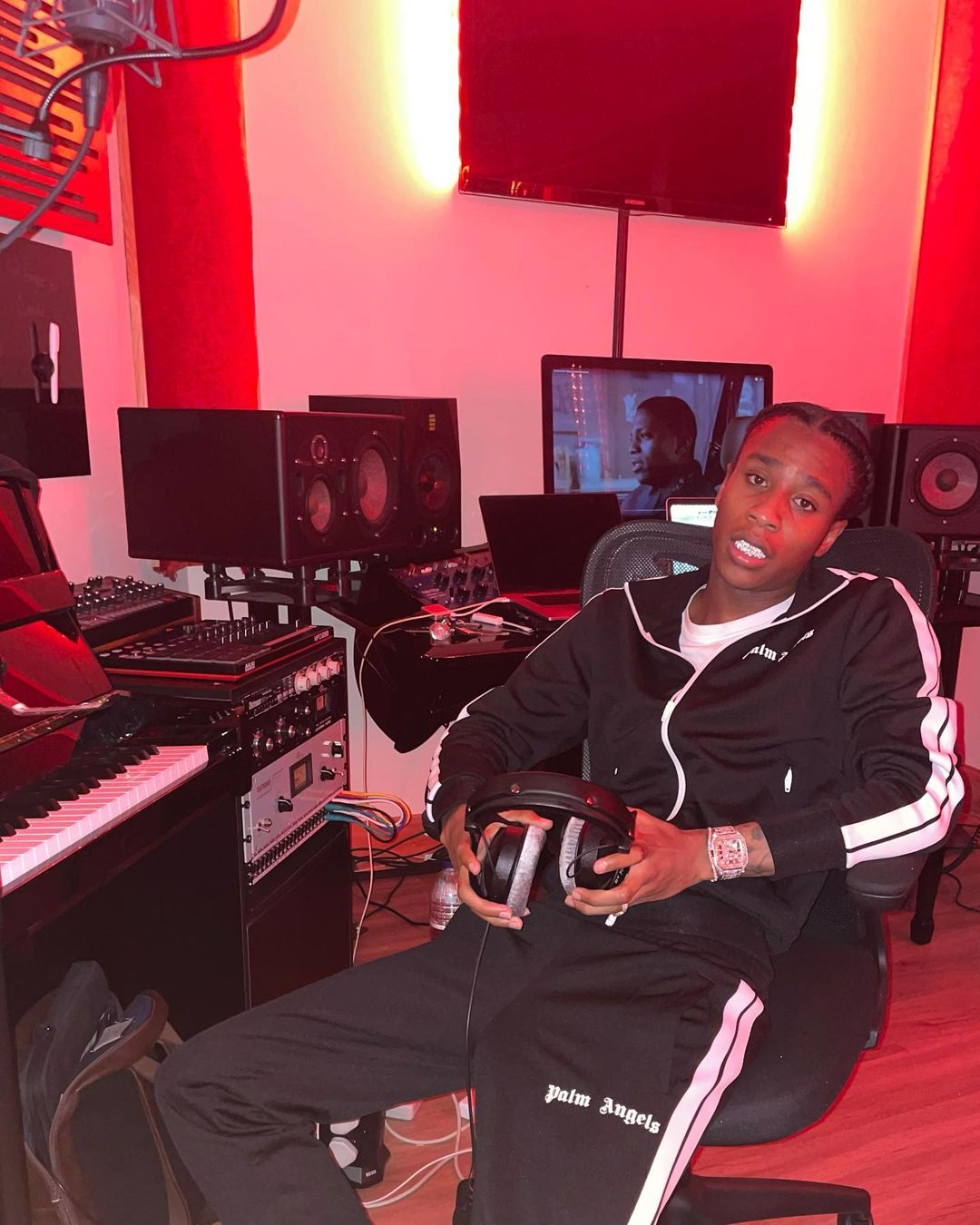 Clavish: Biography of Rapper, Age, Real Name, Girlfriend, Net Worth ...